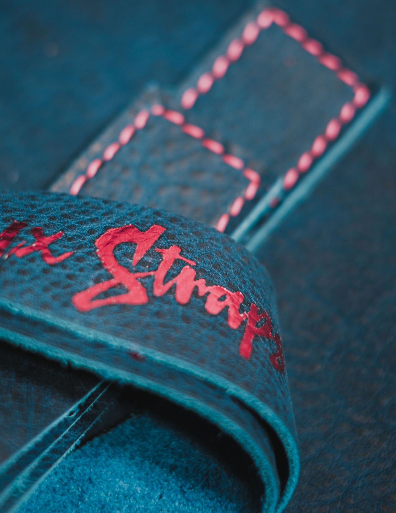 Shop Lifting Straps at Onyx Weightlifting Co | Onyx Weightlifting Co